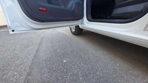 White Volkswagen Caddy 2014 in Klaipeda, with an engine capacity of 1.60 L and mileage of 221 thousand km for 5990 €, photo 26 on AUTOMOTO.COM.LV