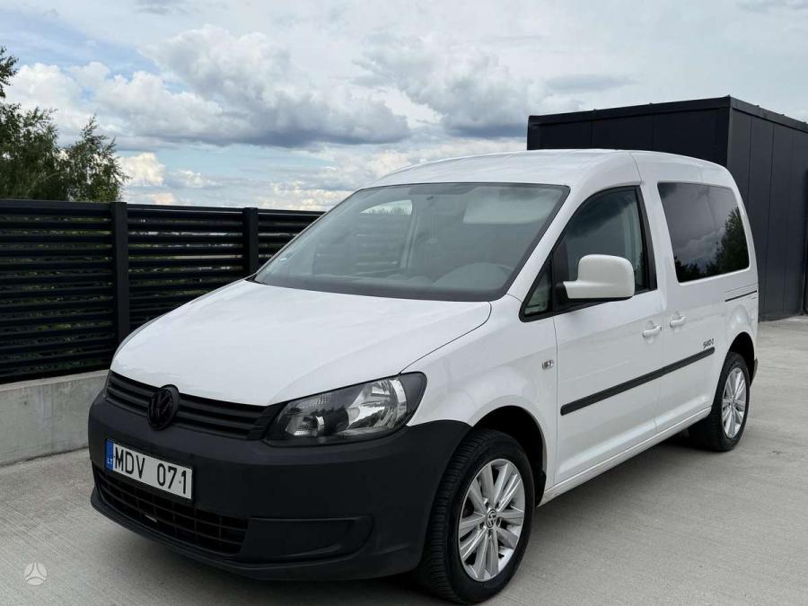 Balts Volkswagen Caddy 2014 Viļņa, ar dzinēja tilpumu 1.60 L un nobraukumu 234 tūkst. km par 4800 €, foto 1 vietnē AUTOMOTO.COM.LV