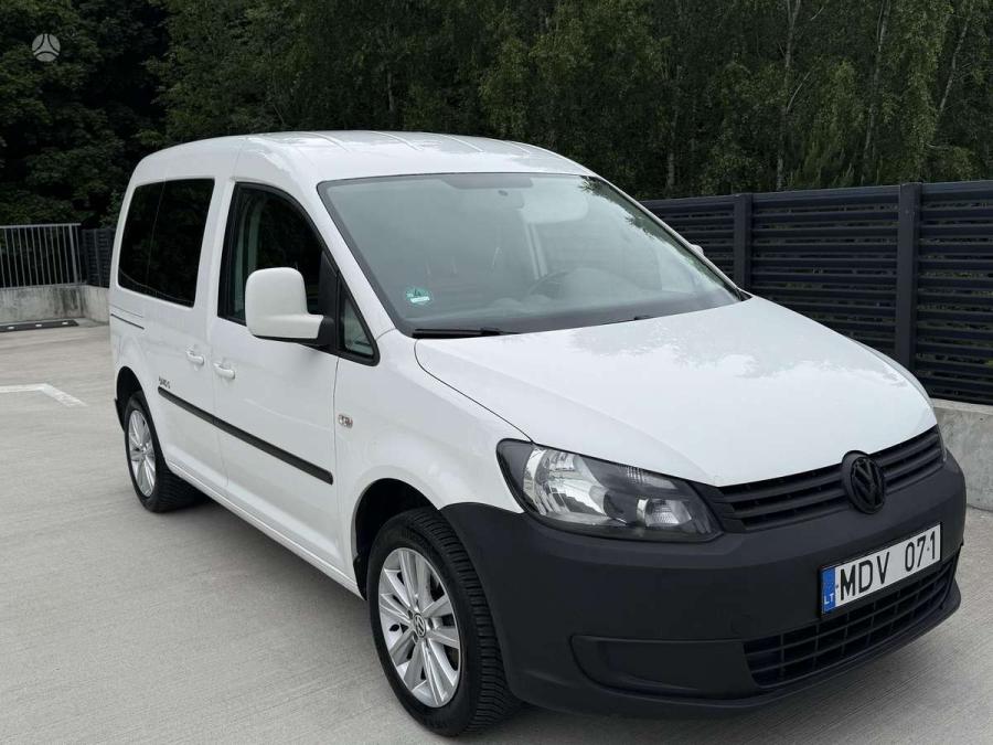 Balts Volkswagen Caddy 2014 Viļņa, ar dzinēja tilpumu 1.60 L un nobraukumu 234 tūkst. km par 4800 €, foto 4 vietnē AUTOMOTO.COM.LV