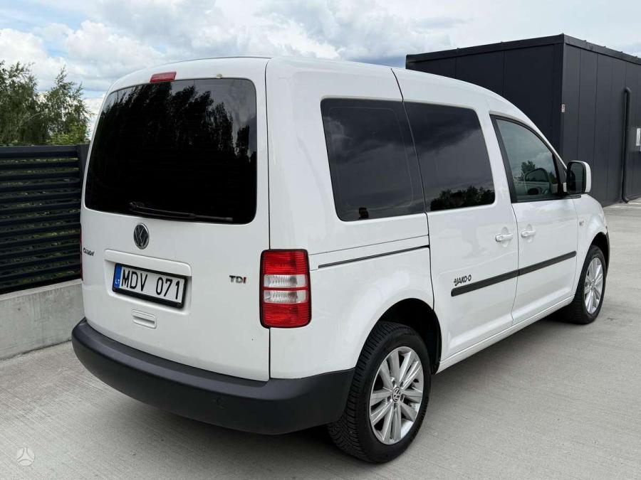 Balts Volkswagen Caddy 2014 Viļņa, ar dzinēja tilpumu 1.60 L un nobraukumu 234 tūkst. km par 4800 €, foto 5 vietnē AUTOMOTO.COM.LV