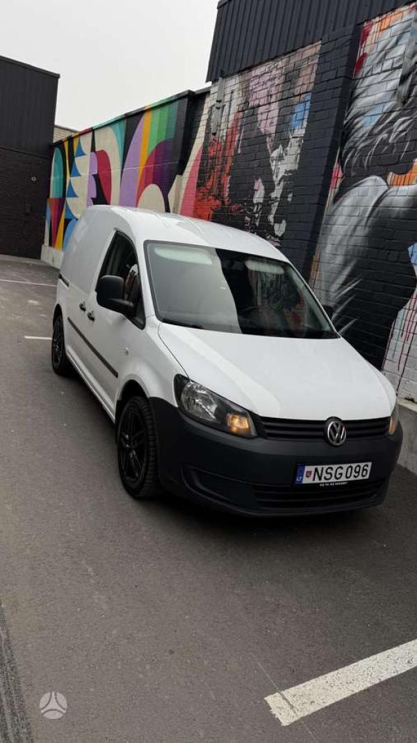 White Volkswagen Caddy 2014 in Klaipeda, with an engine capacity of 1.60 L and mileage of 248 thousand km for 4950 €, photo 8 on AUTOMOTO.COM.LV