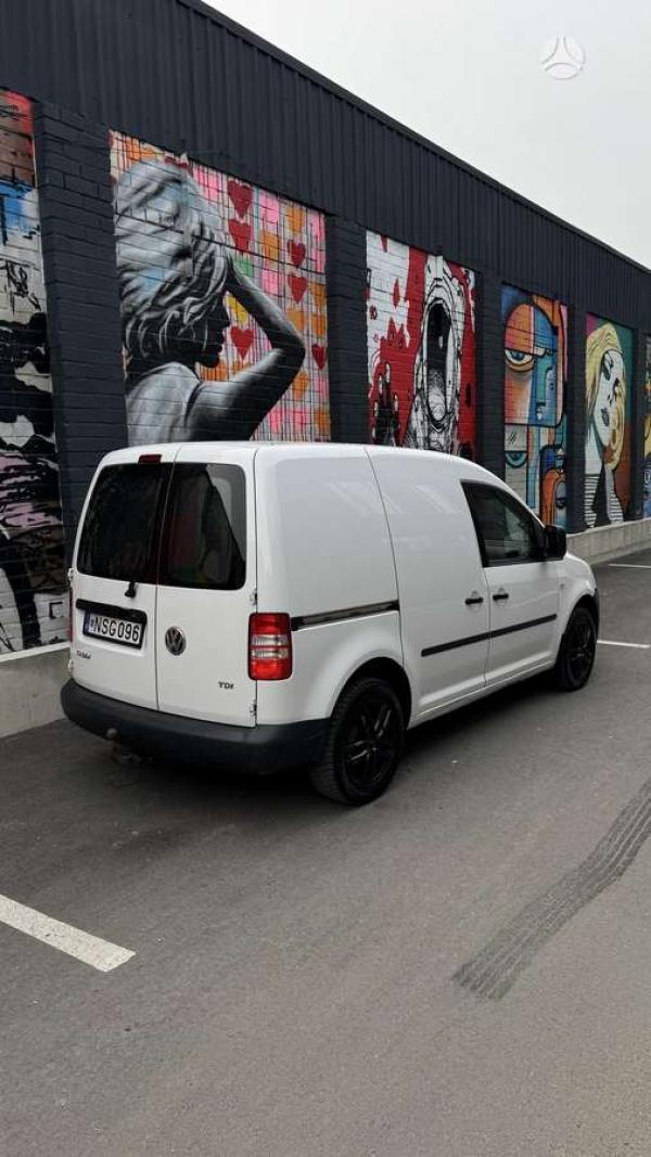 White Volkswagen Caddy 2014 in Klaipeda, with an engine capacity of 1.60 L and mileage of 248 thousand km for 4950 €, photo 11 on AUTOMOTO.COM.LV