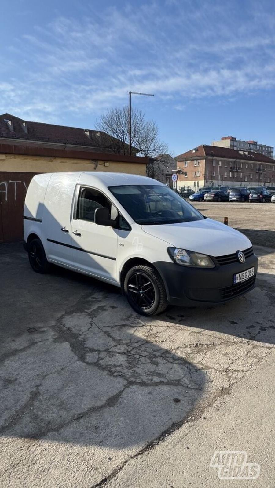 White Volkswagen Caddy 2015 in Klaipeda, with an engine capacity of 1.60 L and mileage of 243 thousand km for 5500 €, photo 1 on AUTOMOTO.COM.LV