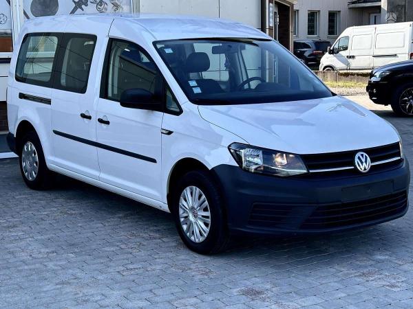 White Volkswagen Caddy 2015 in Kretinga, with an engine capacity of 2.00 L and mileage of 205 thousand km for 6300 €, photo 1 on AUTOMOTO.COM.LV