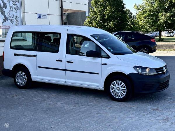 White Volkswagen Caddy 2015 in Kretinga, with an engine capacity of 2.00 L and mileage of 205 thousand km for 6300 €, photo 3 on AUTOMOTO.COM.LV