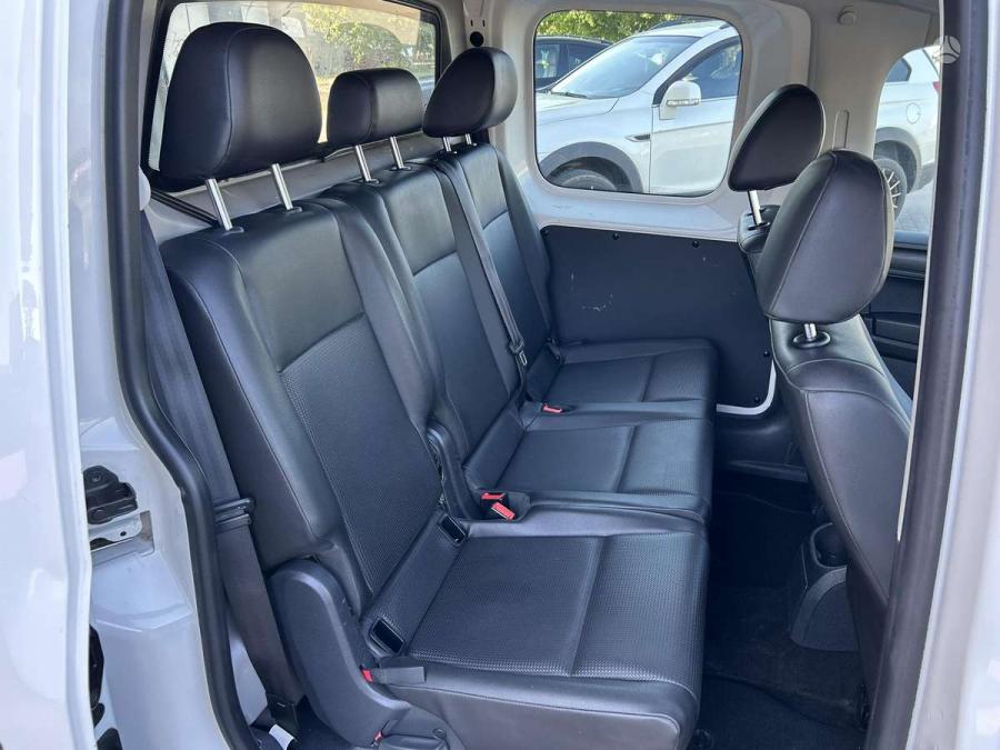 Balts Volkswagen Caddy 2015 Kretinga, ar dzinēja tilpumu 2.00 L un nobraukumu 205 tūkst. km par 6300 €, foto 15 vietnē AUTOMOTO.COM.LV