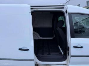 White Volkswagen Caddy 2016 in Vilnius, with an engine capacity of 2.00 L and mileage of 179 thousand km for 4400 €, photo 7 on AUTOMOTO.COM.LV