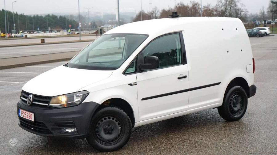 White Volkswagen Caddy 2016 in Vilnius, with an engine capacity of 1.97 L and mileage of 120 thousand km for 12000 €, photo 7 on AUTOMOTO.COM.LV
