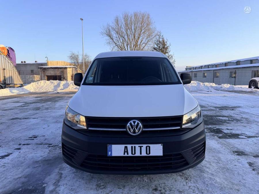 White Volkswagen Caddy 2016 in Taurage, with an engine capacity of 1.97 L and mileage of 172 thousand km for 5999 €, photo 2 on AUTOMOTO.COM.LV