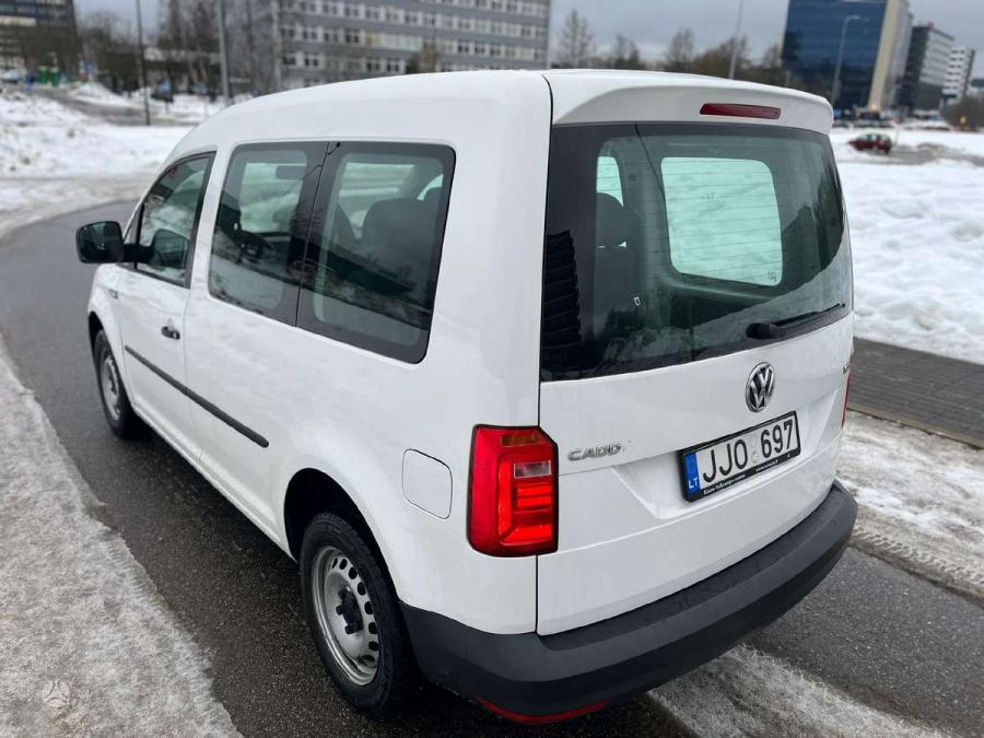 White Volkswagen Caddy 2016 in Vilnius, with an engine capacity of 1.97 L and mileage of 88 thousand km for 4900 €, photo 5 on AUTOMOTO.COM.LV