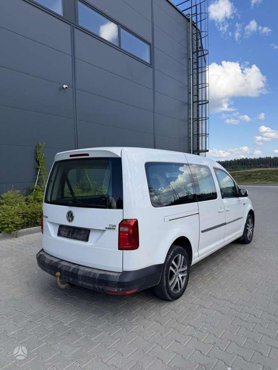 White Volkswagen Caddy 2016 in Vilnius, with an engine capacity of 1.40 L and mileage of 200 thousand km for 8500 €, photo 10 on AUTOMOTO.COM.LV
