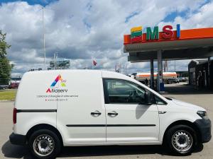 White Volkswagen Caddy 2016 in Kaunas, with an engine capacity of 1.60 L and mileage of 210 thousand km for 4700 €, photo 7 on AUTOMOTO.COM.LV