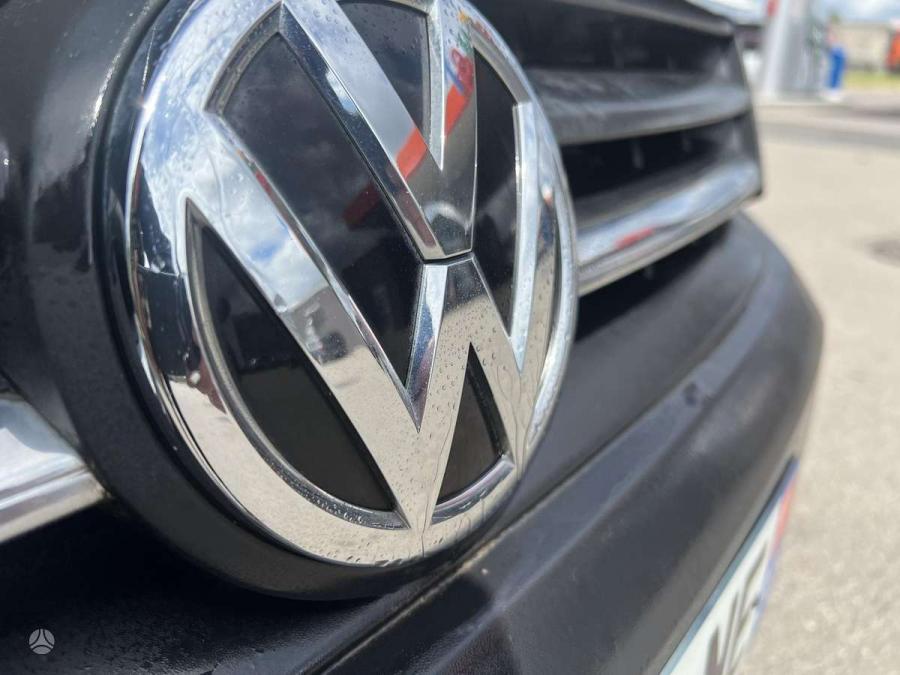 White Volkswagen Caddy 2016 in Kaunas, with an engine capacity of 1.60 L and mileage of 210 thousand km for 4700 €, photo 10 on AUTOMOTO.COM.LV