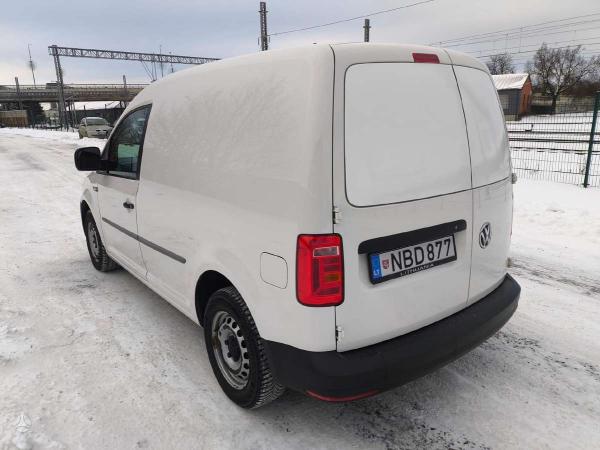 Balts Volkswagen Caddy 2017 Šauļi, ar dzinēja tilpumu 2.00 L un nobraukumu 158 tūkst. km par 6100 €, foto 6 vietnē AUTOMOTO.COM.LV