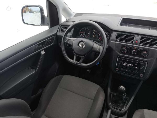 Balts Volkswagen Caddy 2017 Šauļi, ar dzinēja tilpumu 2.00 L un nobraukumu 158 tūkst. km par 6100 €, foto 10 vietnē AUTOMOTO.COM.LV