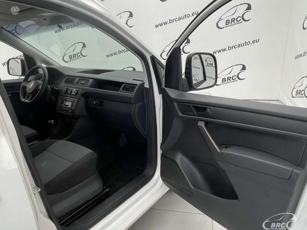 White Volkswagen Caddy 2017 in Vilnius, with an engine capacity of 1.97 L and mileage of 330 thousand km for 7500 €, photo 9 on AUTOMOTO.COM.LV