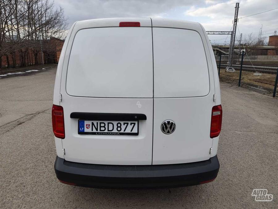 White Volkswagen Caddy 2017 in Siauliai, with an engine capacity of 2.00 L and mileage of 158 thousand km for 6100 €, photo 5 on AUTOMOTO.COM.LV
