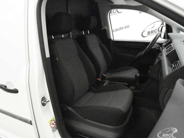 White Volkswagen Caddy 2018 in Vilnius, with an engine capacity of 1.97 L and mileage of 94 thousand km for 7500 €, photo 8 on AUTOMOTO.COM.LV
