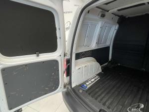 White Volkswagen Caddy 2018 in Vilnius, with an engine capacity of 1.97 L and mileage of 251 thousand km for 7500 €, photo 13 on AUTOMOTO.COM.LV