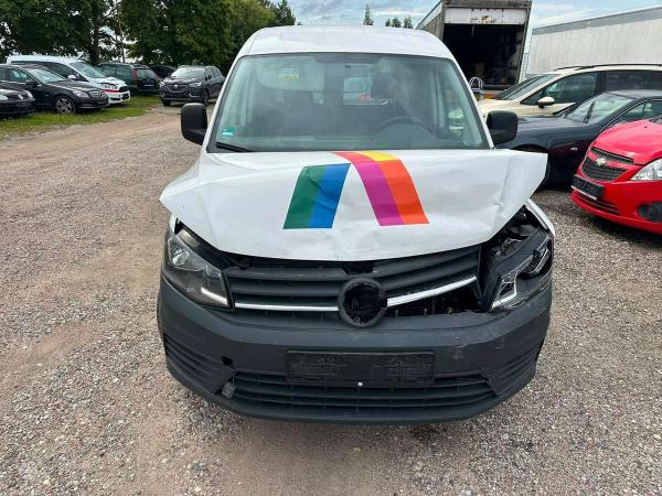 Balts Volkswagen Caddy 2018 Jurbarkas, ar dzinēja tilpumu 1.97 L un nobraukumu 117 tūkst. km par 3871 €, foto 5 vietnē AUTOMOTO.COM.LV