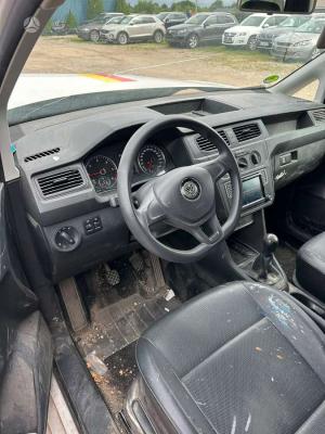Balts Volkswagen Caddy 2018 Jurbarkas, ar dzinēja tilpumu 1.97 L un nobraukumu 117 tūkst. km par 3871 €, foto 8 vietnē AUTOMOTO.COM.LV