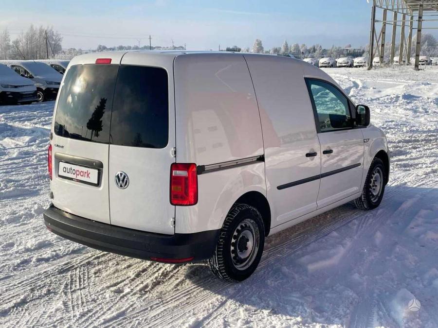 Balts Volkswagen Caddy 2019 Ukmergė, ar dzinēja tilpumu 1.97 L un nobraukumu 171 tūkst. km par 7500 €, foto 4 vietnē AUTOMOTO.COM.LV