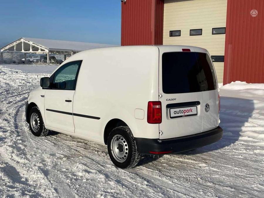 Balts Volkswagen Caddy 2019 Ukmergė, ar dzinēja tilpumu 1.97 L un nobraukumu 171 tūkst. km par 7500 €, foto 5 vietnē AUTOMOTO.COM.LV