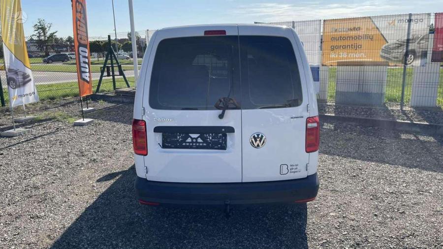 White Volkswagen Caddy 2019 in Marijampole, with an engine capacity of 1.40 L and mileage of 109 thousand km for 11900 €, photo 8 on AUTOMOTO.COM.LV