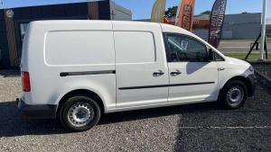 White Volkswagen Caddy 2019 in Marijampole, with an engine capacity of 1.40 L and mileage of 109 thousand km for 11900 €, photo 13 on AUTOMOTO.COM.LV