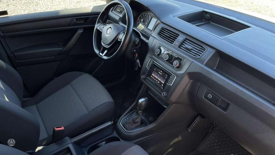 White Volkswagen Caddy 2019 in Marijampole, with an engine capacity of 1.40 L and mileage of 109 thousand km for 11900 €, photo 15 on AUTOMOTO.COM.LV