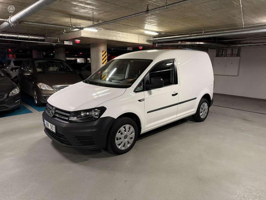 White Volkswagen Caddy 2020 in Vilnius, with an engine capacity of 1.97 L and mileage of 270 thousand km for 8300 €, photo 1 on AUTOMOTO.COM.LV