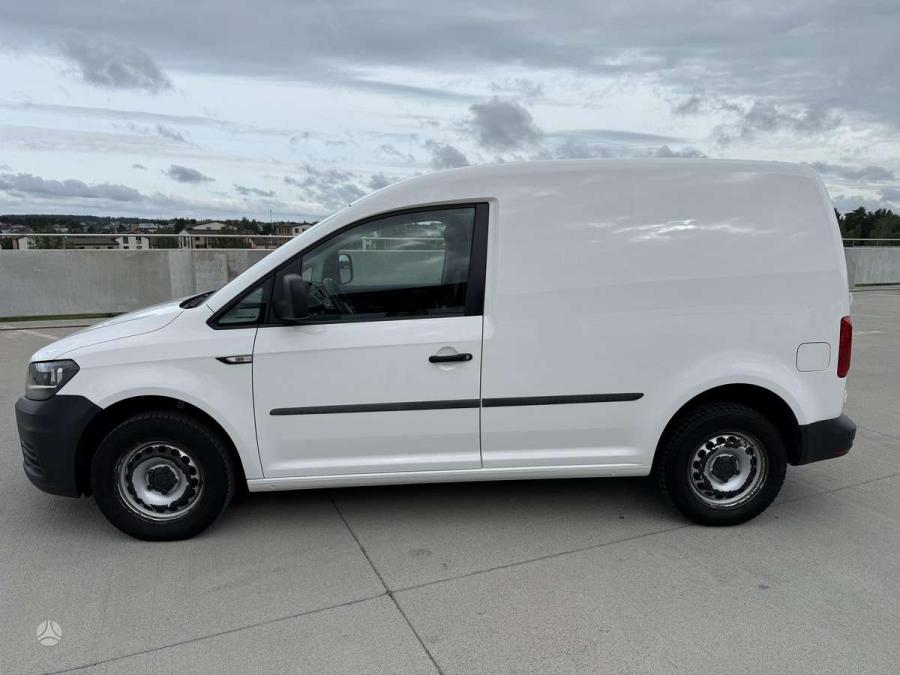 Balts Volkswagen Caddy 2020 Viļņa, ar dzinēja tilpumu 1.97 L un nobraukumu 163 tūkst. km par 6200 €, foto 4 vietnē AUTOMOTO.COM.LV