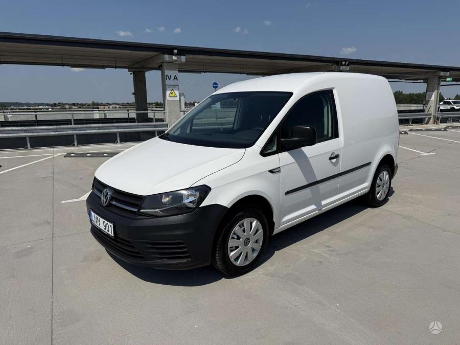 White Volkswagen Caddy 2020 in Vilnius, with an engine capacity of 1.97 L and mileage of 276 thousand km for 5700 €, photo 1 on AUTOMOTO.COM.LV