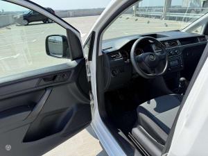 White Volkswagen Caddy 2020 in Vilnius, with an engine capacity of 1.97 L and mileage of 276 thousand km for 5700 €, photo 9 on AUTOMOTO.COM.LV