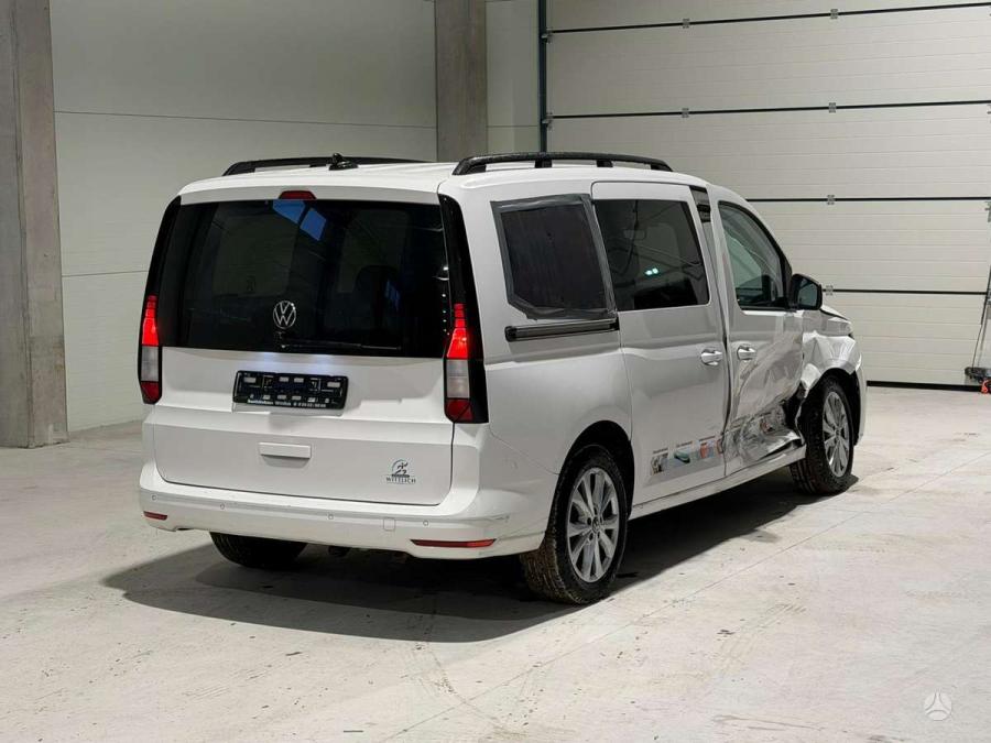 Balts Volkswagen Caddy 2021 Kauņa, ar dzinēja tilpumu 2.00 L un nobraukumu 227 tūkst. km par 12350 €, foto 4 vietnē AUTOMOTO.COM.LV