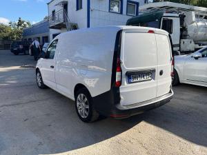Balts Volkswagen Caddy 2021 Kauņa, ar dzinēja tilpumu 1.97 L un nobraukumu 96 tūkst. km par 10900 €, foto 5 vietnē AUTOMOTO.COM.LV