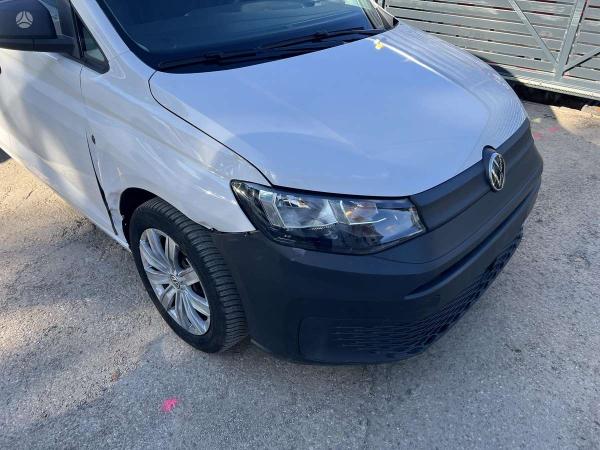 Volkswagen Caddy 2021 Kauņa vietnē Balts Volkswagen Caddy 2021 Kauņa, ar dzinēja tilpumu 1.97 L un nobraukumu 96 tūkst. km par 10900 €, foto 6 vietnē AUTOMOTO.COM.LV