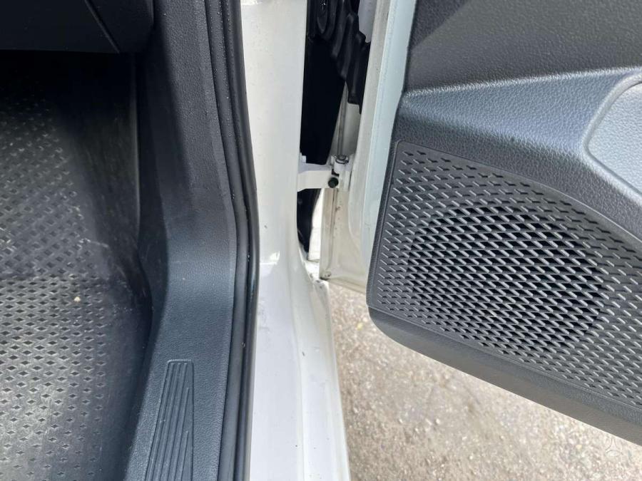 Balts Volkswagen Caddy 2021 Kauņa, ar dzinēja tilpumu 1.97 L un nobraukumu 96 tūkst. km par 10900 €, foto 9 vietnē AUTOMOTO.COM.LV