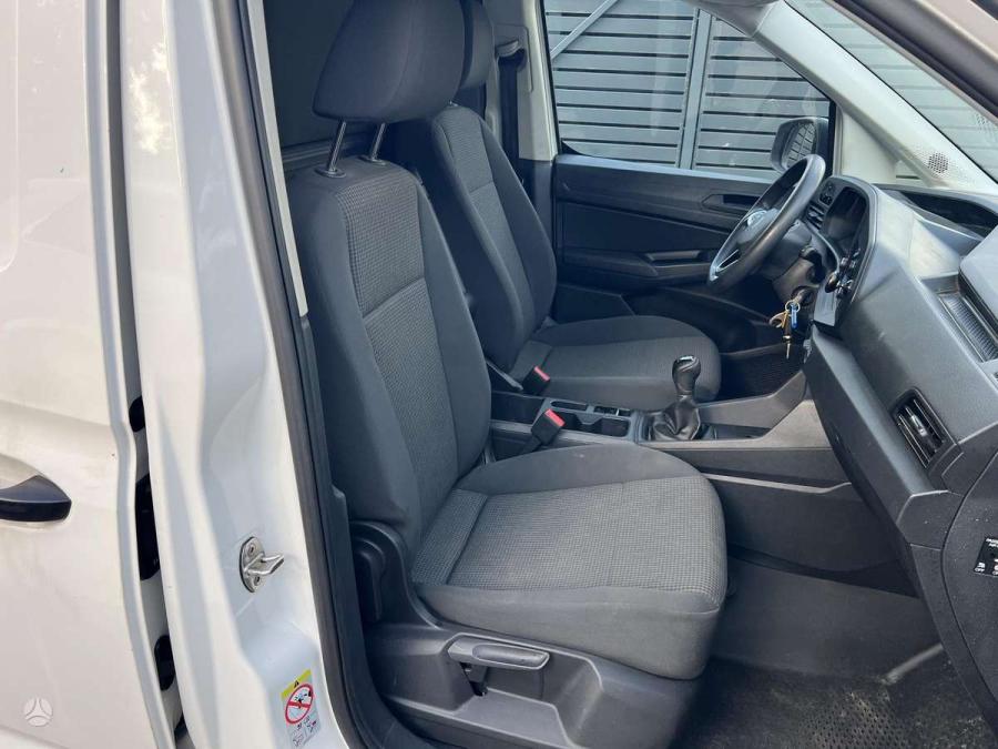 Balts Volkswagen Caddy 2021 Kauņa, ar dzinēja tilpumu 1.97 L un nobraukumu 96 tūkst. km par 10900 €, foto 16 vietnē AUTOMOTO.COM.LV