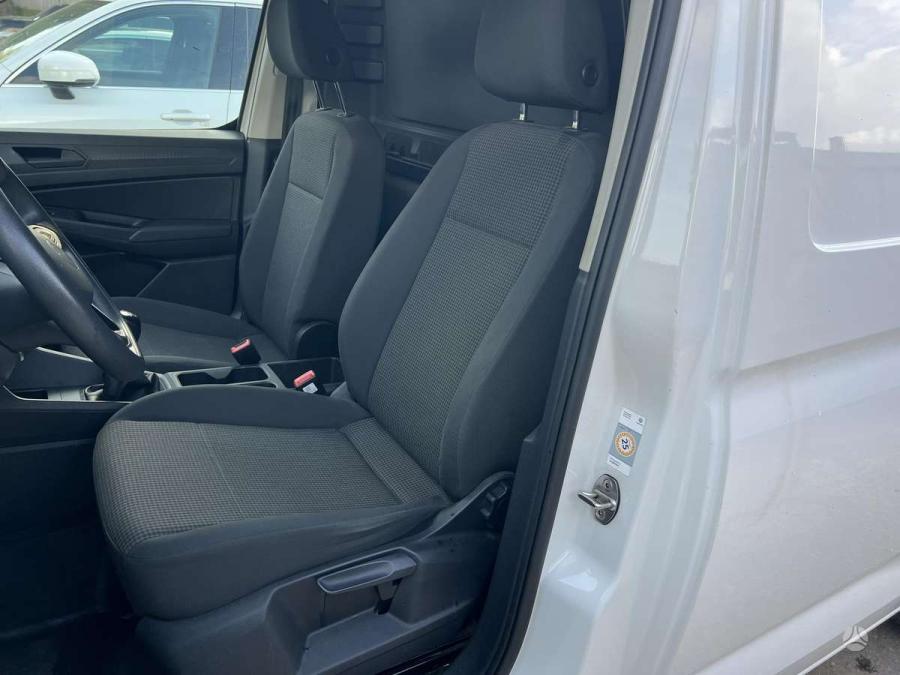 Balts Volkswagen Caddy 2021 Kauņa, ar dzinēja tilpumu 1.97 L un nobraukumu 96 tūkst. km par 10900 €, foto 18 vietnē AUTOMOTO.COM.LV