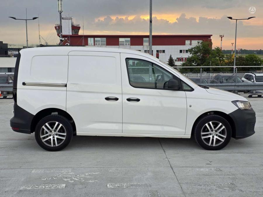 Белый Фольксваген Кадди 2022 в Вильнюс, объемом двигателя 2.00 л и пробегом 152 тыс. км за 11400 €, фото 9 на AUTOMOTO.COM.LV