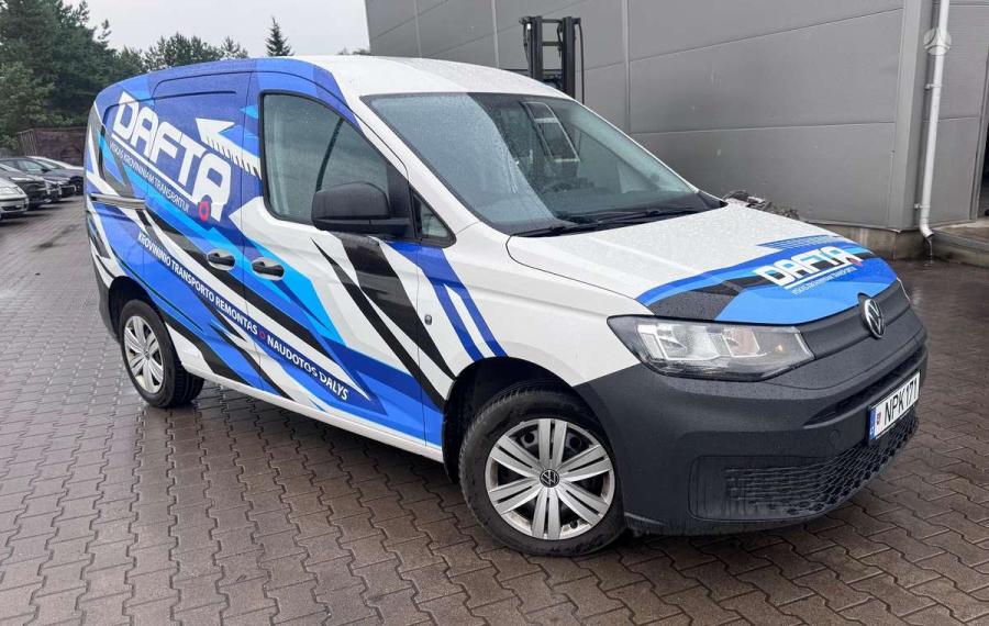 White Volkswagen Caddy 2022 in Jonava, with an engine capacity of 1.97 L and mileage of 267 thousand km for 11000 €, photo 1 on AUTOMOTO.COM.LV