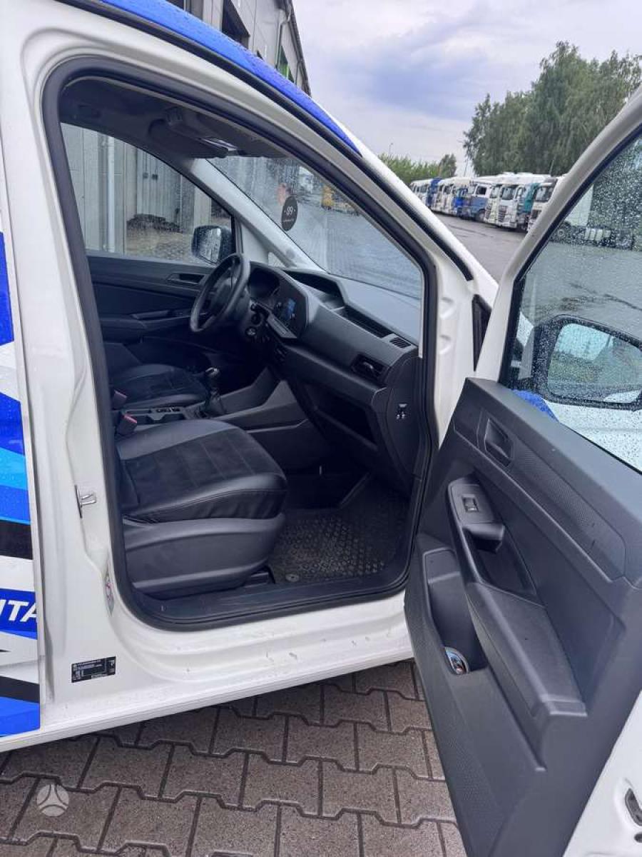 White Volkswagen Caddy 2022 in Jonava, with an engine capacity of 1.97 L and mileage of 267 thousand km for 11000 €, photo 12 on AUTOMOTO.COM.LV