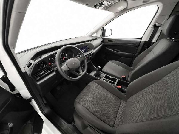 White Volkswagen Caddy 2023 in Kaunas, with an engine capacity of 1.97 L and mileage of 127 thousand km for 15500 €, photo 8 on AUTOMOTO.COM.LV