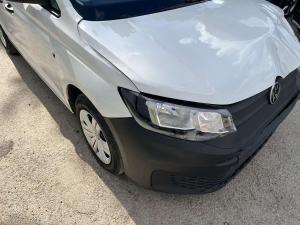 White Volkswagen Caddy 2025 in Kaunas, with an engine capacity of 1.97 L and mileage of 74 thousand km for 10900 €, photo 7 on AUTOMOTO.COM.LV