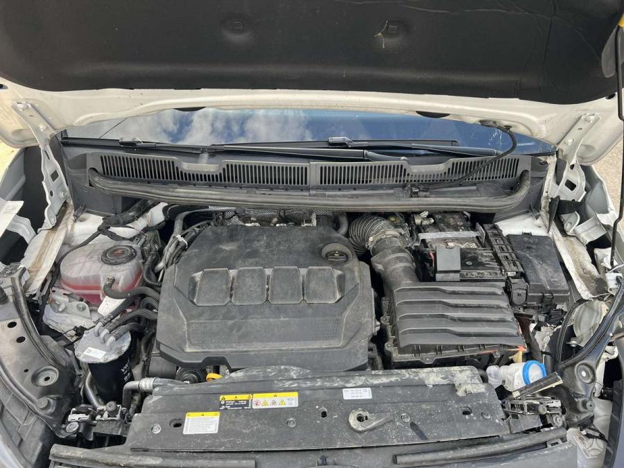White Volkswagen Caddy 2025 in Kaunas, with an engine capacity of 1.97 L and mileage of 74 thousand km for 10900 €, photo 12 on AUTOMOTO.COM.LV