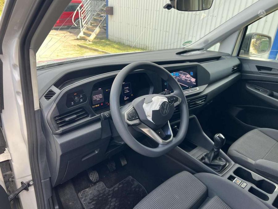 White Volkswagen Caddy 2025 in Kaunas, with an engine capacity of 1.97 L and mileage of 74 thousand km for 10900 €, photo 20 on AUTOMOTO.COM.LV