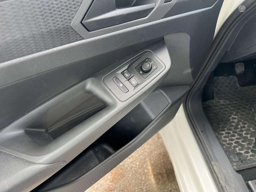 White Volkswagen Caddy 2025 in Kaunas, with an engine capacity of 1.97 L and mileage of 74 thousand km for 10900 €, photo 34 on AUTOMOTO.COM.LV