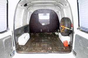 Balts Volkswagen Caddy 2003 Tallina, ar dzinēja tilpumu 1.90 L un nobraukumu 298 tūkst. km par 999 €, foto 15 vietnē AUTOMOTO.COM.LV