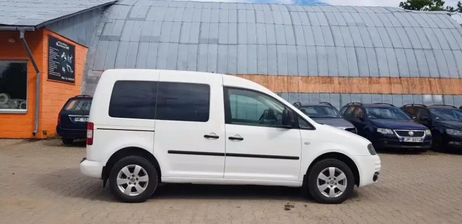 Balts Volkswagen Caddy 2005 Valmiera, ar dzinēja tilpumu 1.90 L un nobraukumu 358 tūkst. km par 2400 €, foto 3 vietnē AUTOMOTO.COM.LV